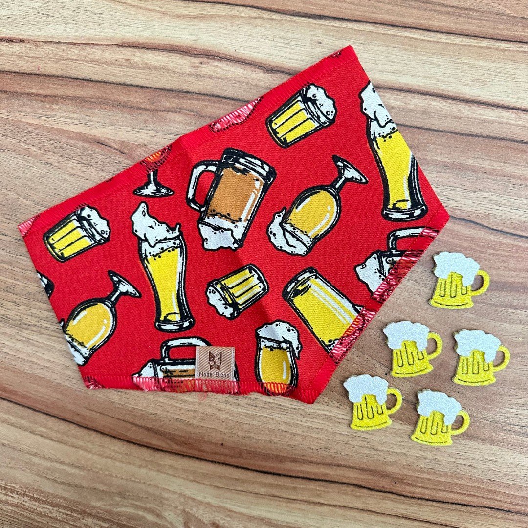 Kit Pet Bandana e Adesivo Chope Vermelho - 20 un - P, M ou G